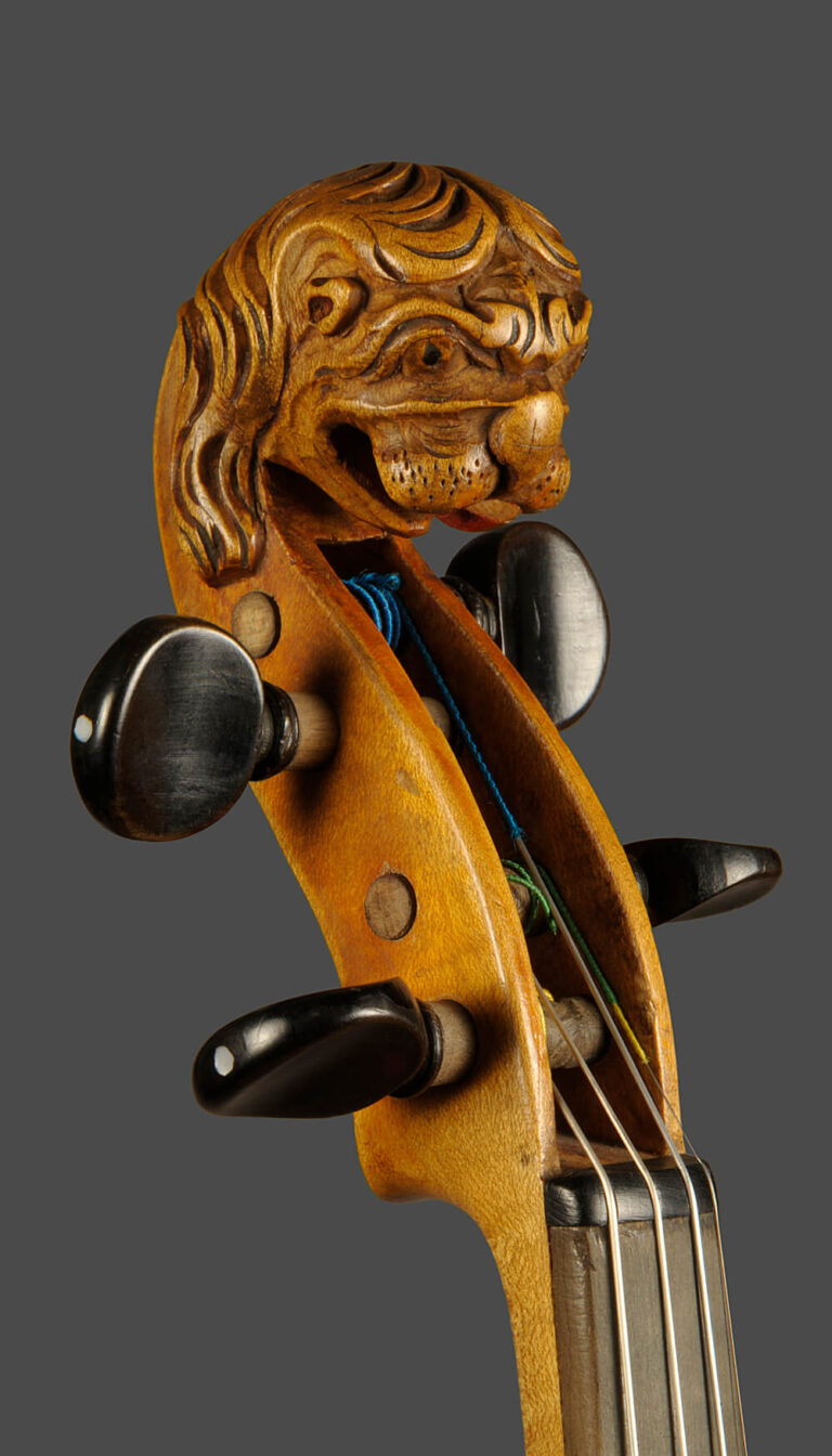 Sehr schöne Mittenwalder Geige mit Löwenkopf, 19. Jahrhundert — Susanne ...